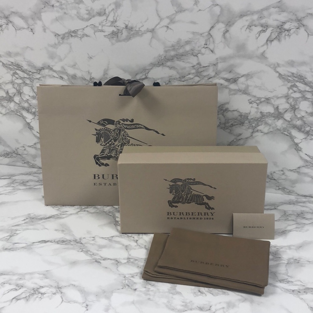 Authentic Burberry Shoe Storage Gift Box + Dusts - Gem